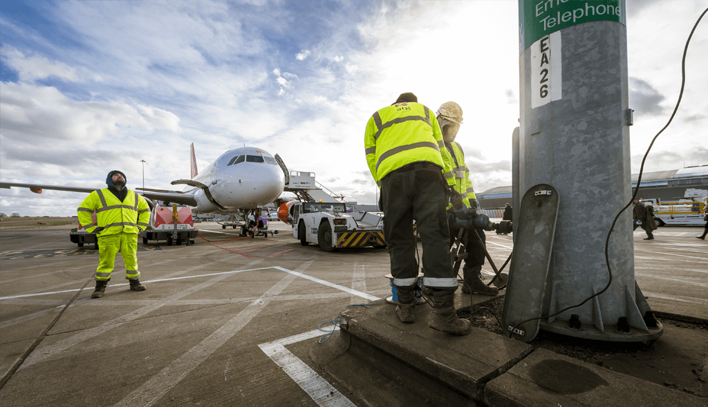 Apron Lighting System Installation for London Luton Airport - atg ...